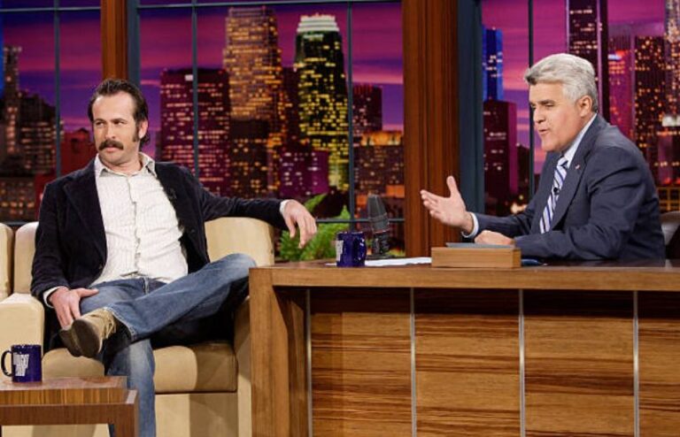 Jason Lee Net Worth | Wife | Children | Age | TV Shows | Height | Bio ...